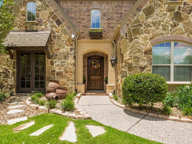 34 N Player Manor Cir