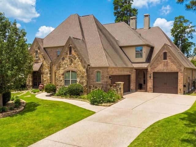34 N Player Manor Cir, Spring, TX 77382