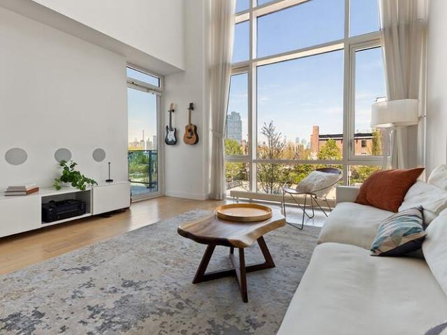 34 N 7TH Street 3V