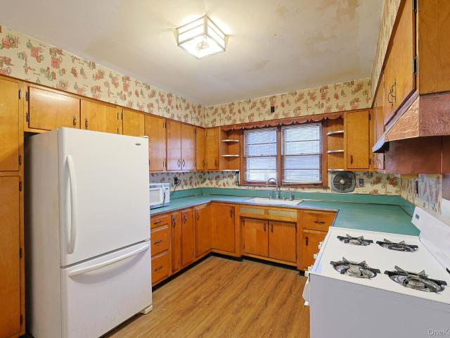 34 Old Bedford Road