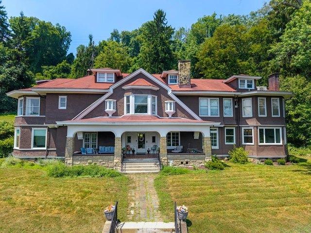 34 Orchard Rd, Wheeling, WV 26003