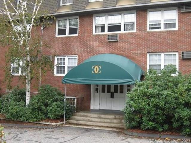 34 Padanaram Rd #105, Danbury, CT 06811