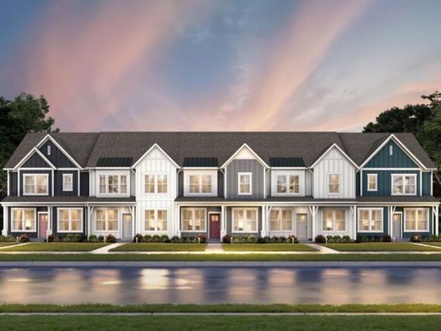 34 Paige Ln, Hudson, OH 44236