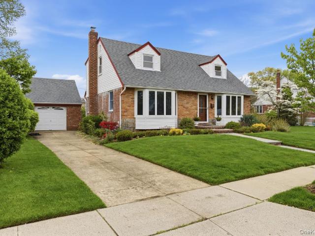 34 Park Circle W