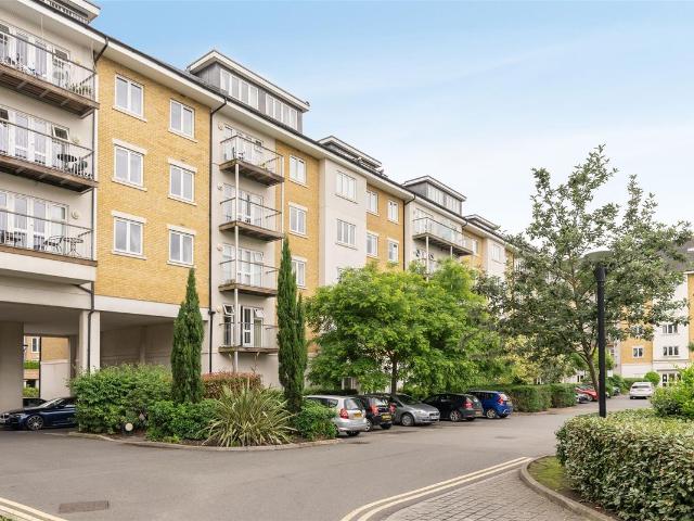 34 Park Lodge Avenue, West Drayton UB7, 1 bed flat to rent, £1,375 pcm | PrimeLocation