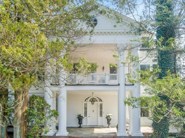 34 Park Rd, Scarsdale, NY 10583 | MLS #977849 | Compass
