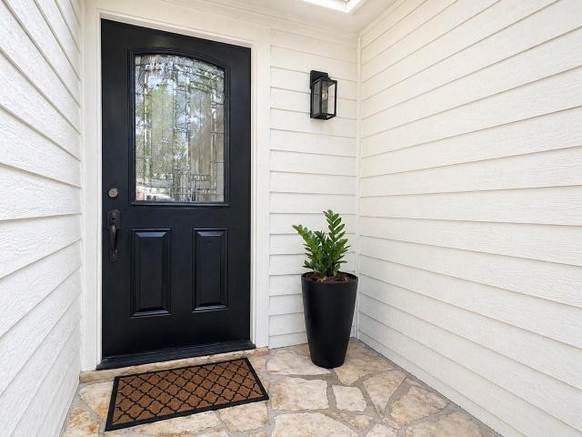 34 Pebblebrook Ln