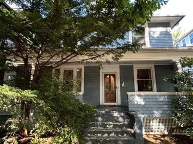34 Pierce St, Kingston, PA 18704