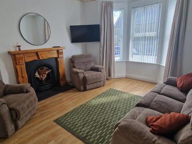 34 Portstewart Road, Portrush, BT56 8EQ