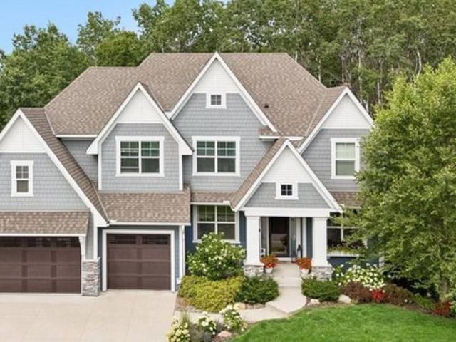34 Rapp Farm Blvd, North Oaks, MN 55127