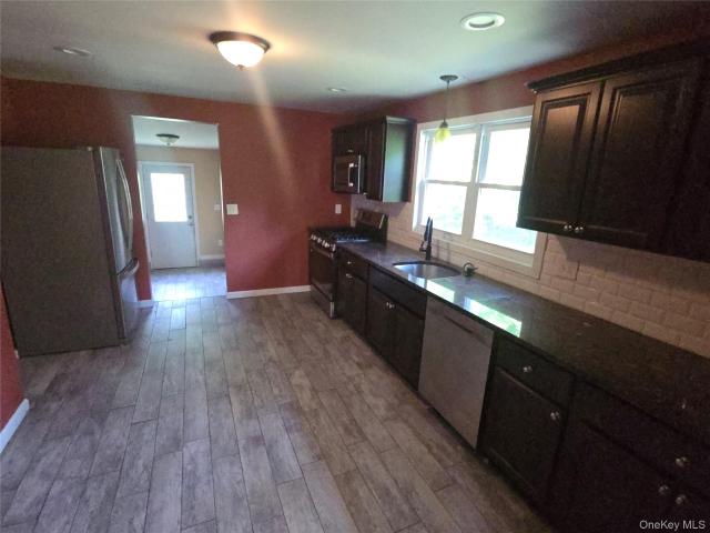 34 Red Barn Road