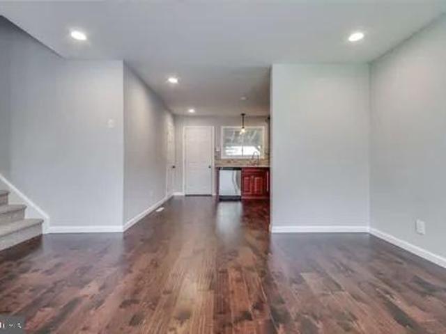 34 Richards Avenue