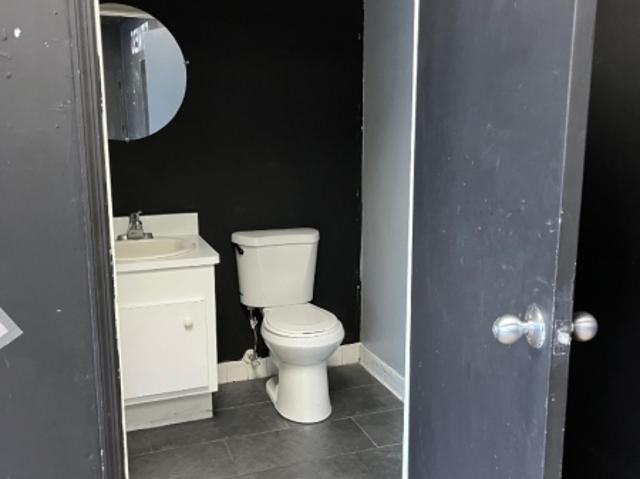 34 S Livingston Ave 1 B