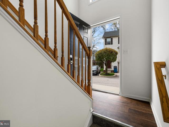 34 Shady Tree Ct, York, PA 17402 | MLS #PAYK2103