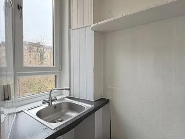 34 Sinclair Drive, Glasgow, G42 9QE, United Kingdom | 1 bed apartment for rent #167719046 | Rentberry