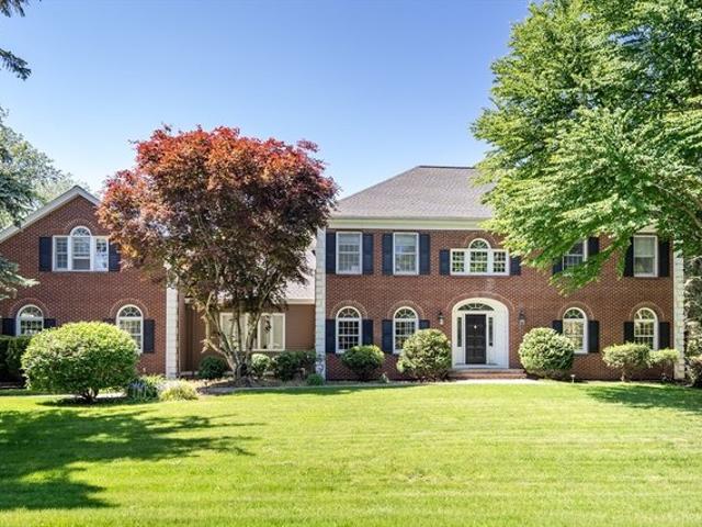 34 Solomon Pierce Rd, Lexington, MA 02420