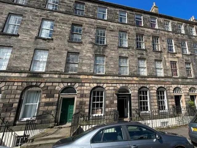 34 St Patrick Square, City of Edinburgh, EH8 9EY, United Kingdom | 4 bed house for rent #167487653 | Rentberry