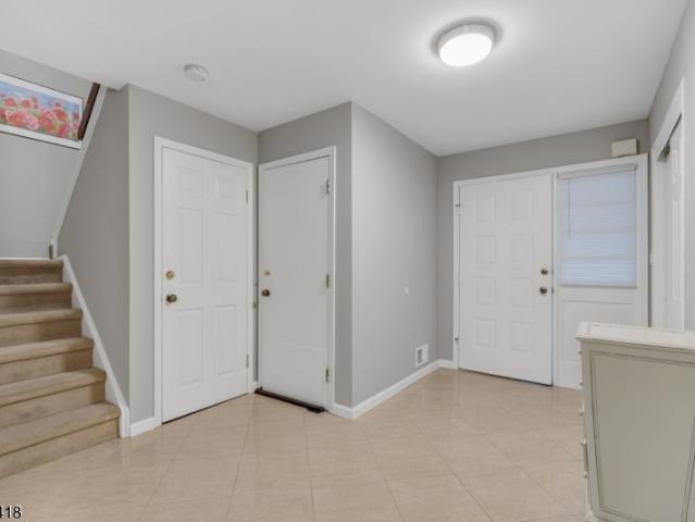 34 Stockton Ct