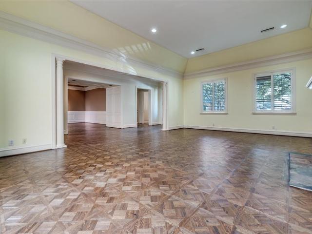 34 Stonecourt Cir, Dallas, TX 75225 | MLS #21141