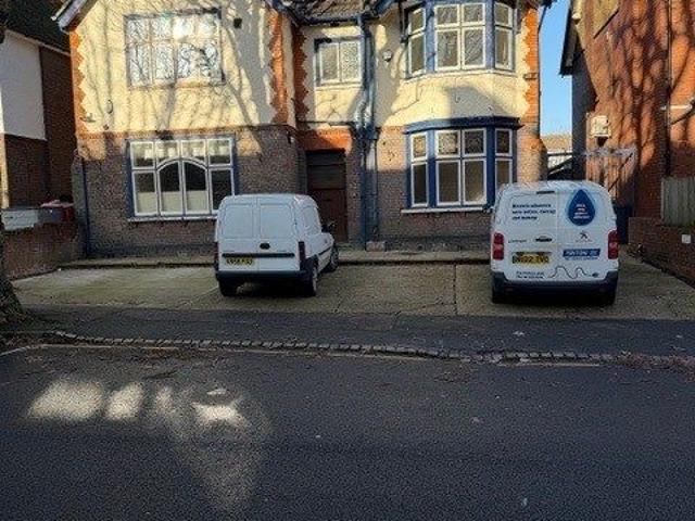 34 Studley Road LU3, 1 bed flat to rent, £1,000 pcm | PrimeLocation