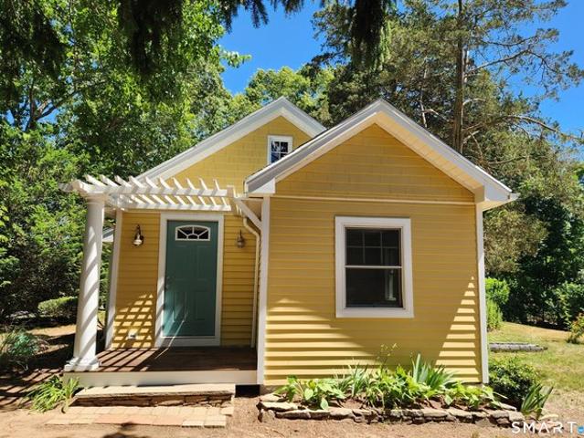 34 Sunset Ave, Old Saybrook, CT 06475