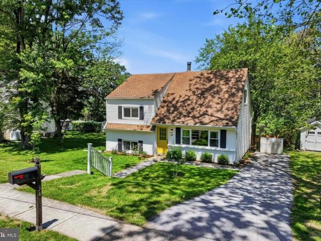 34 Sunset Dr, Paoli, PA 19301