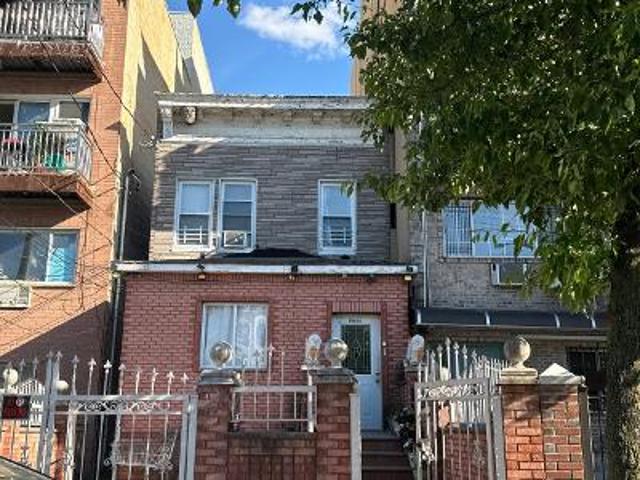 34th Avenue