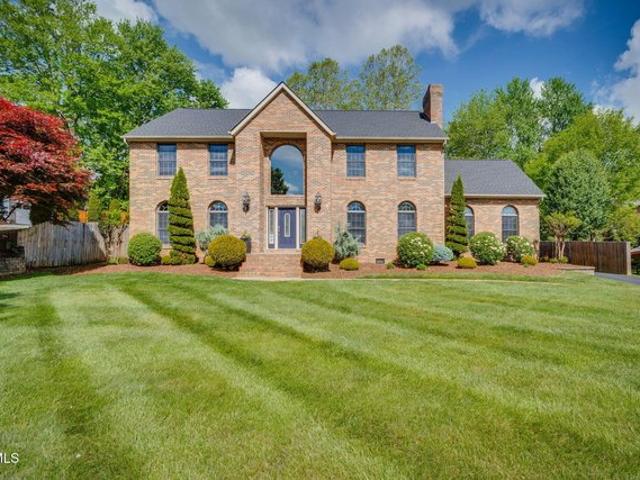 3504 Bondwood Cir, Johnson City, TN 37604