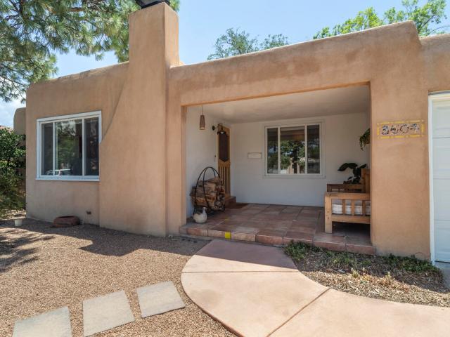 3504 Calle Del Ranchero NE