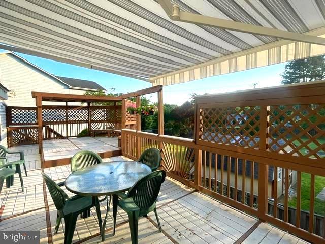 3504 Chambray Way