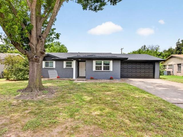 3504 Coronado Ct, Fort Worth, TX 76116
