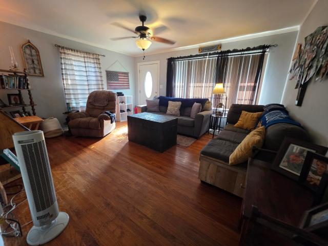 3504 Gale Lane