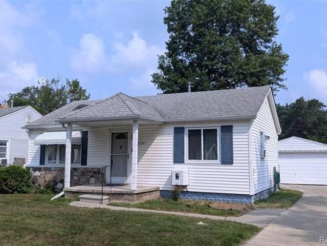 35054 Glen St, Westland, MI 48186