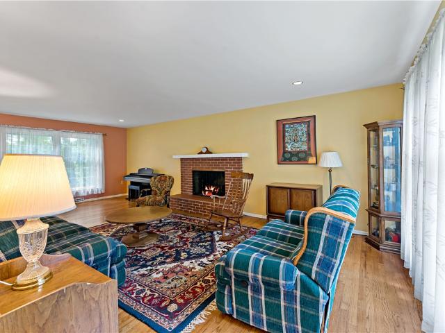 3505 Meadow Gate Dr