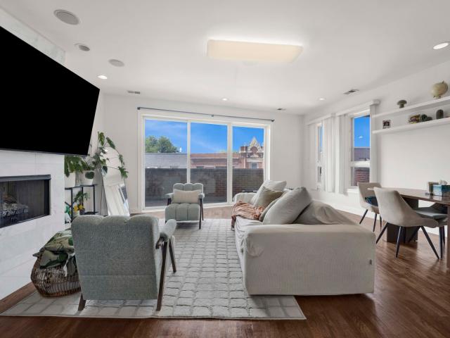 3505 N Elston Avenue # 2