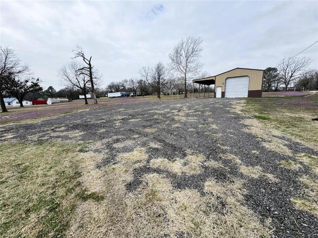 3505 N HWY99