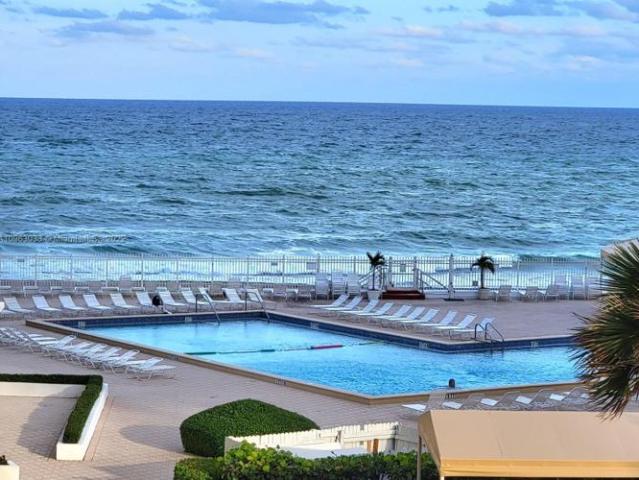 3505 Ocean Dr S #320, Hollywood, FL 33019