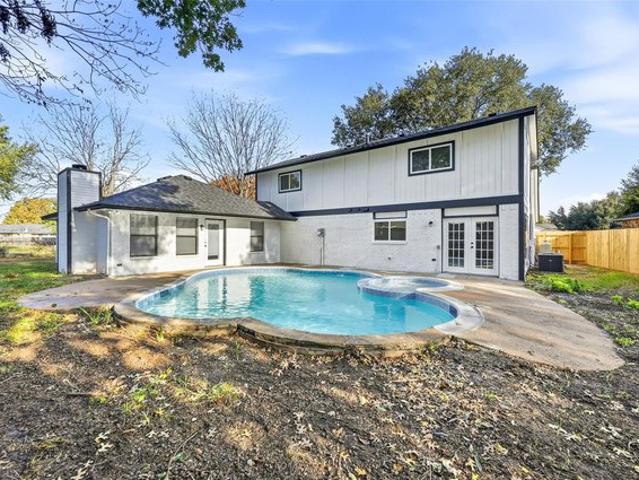 3505 Corn Valley Ct, Grand Prairie, TX 75052