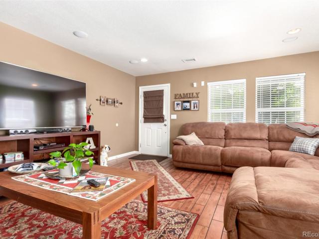 3505 Dinosaur Street