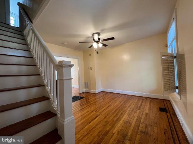 3505 Esther Place