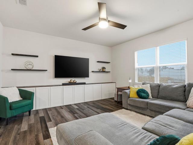 3505 Polygon Place