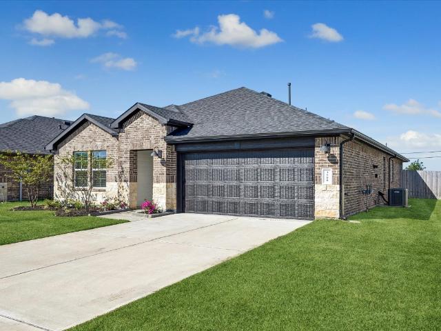 3505 Rockefeller Rd