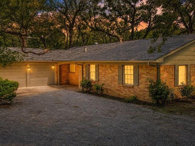 3505 Sunset Ln, Dalworthington Gardens, TX 76016