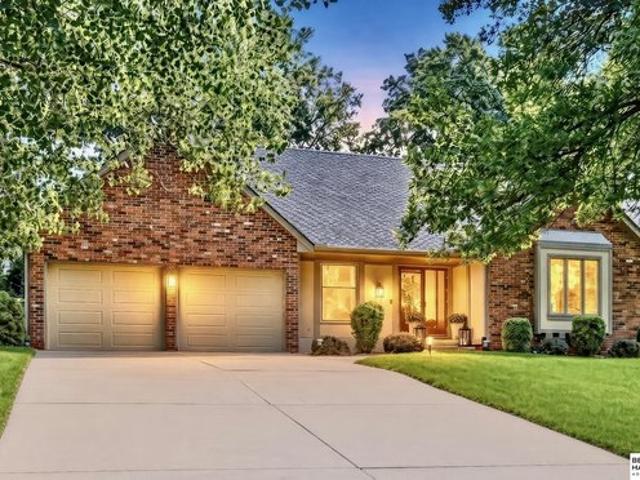 3505 S 95th St, Omaha, NE 68124
