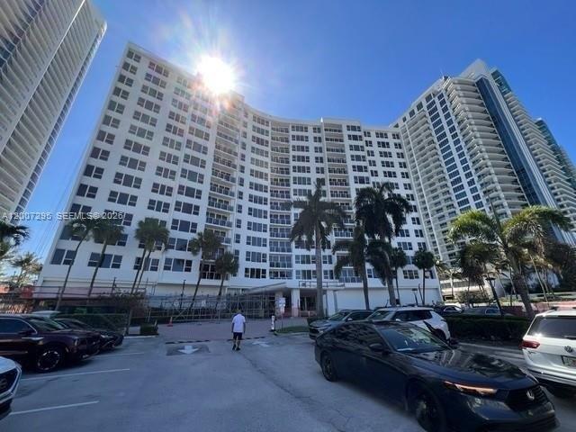 3505 S Ocean Dr Apt 318, Hollywood, FL 33019
