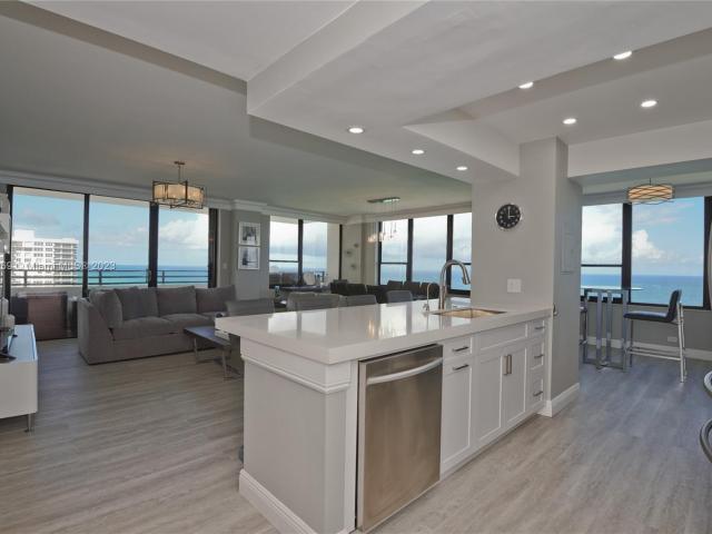 3505 S Ocean Dr, Unit PH12, Hollywood, FL 33019 | MLS #A10817