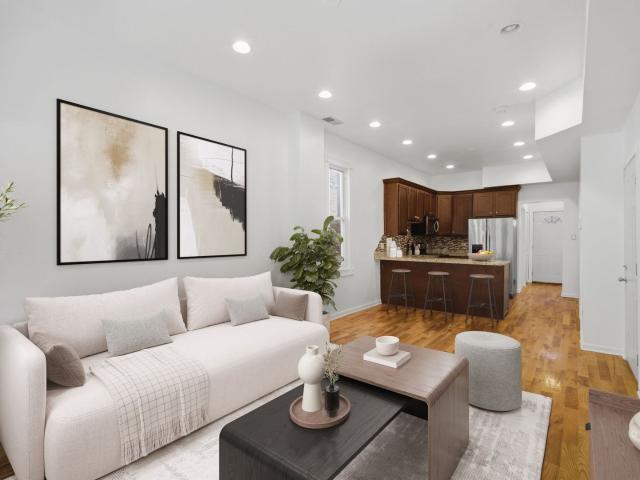 3505 W Le Moyne Street