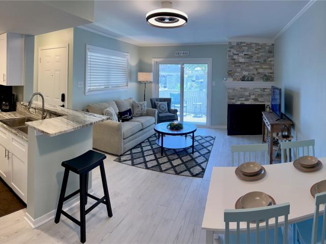 3506 Cove View Boulevard 105