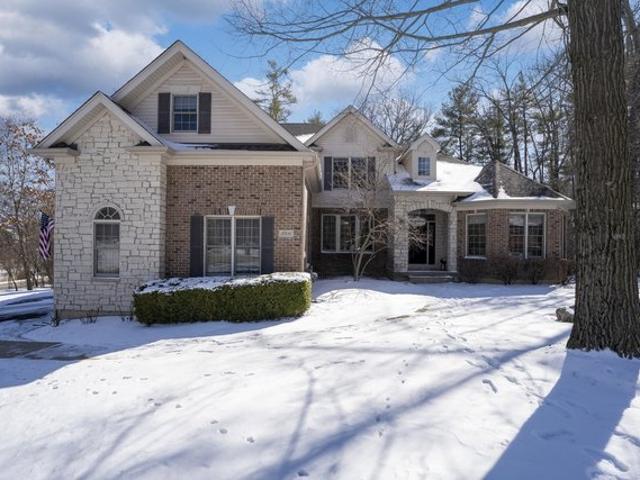 3506 Harvest Ct, Island Lake, IL 60042