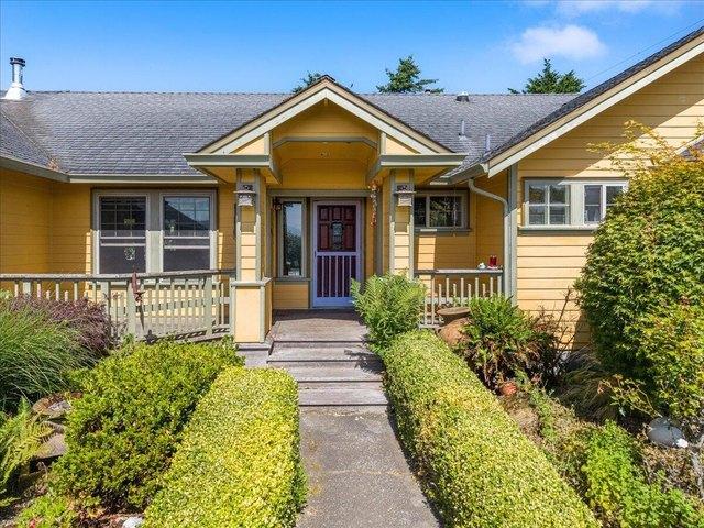 3506 Rocky Ln, Hydesville, CA 95547